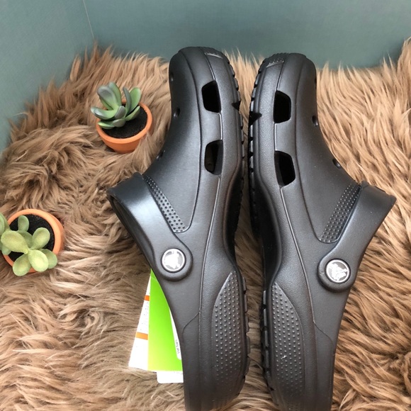 CROCS | Shoes | Crocs Women Coast Clog Black | Poshmark